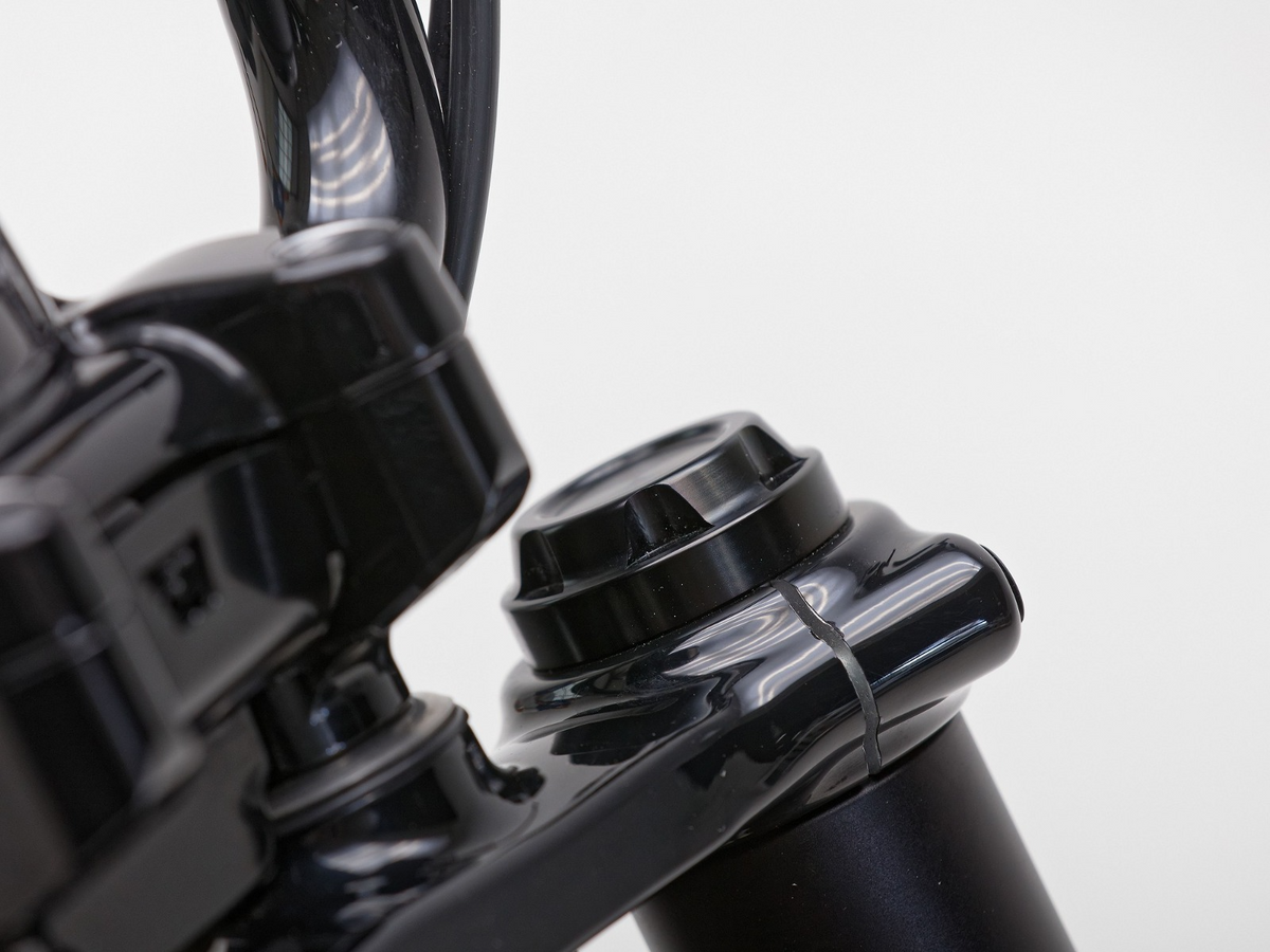 Wunderkind Fork Caps for Indian Chief Models | Forever Rad