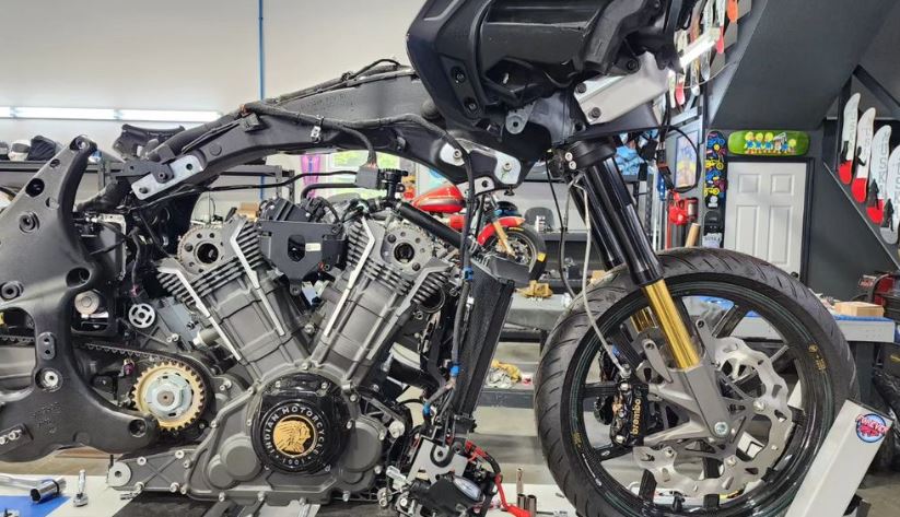 Indian Challenger and Pursuit Engine/Transmission | Forever Rad